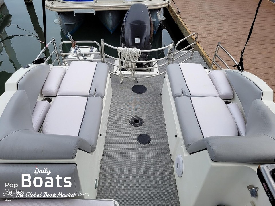 2015 Caravelle Powerboats 249 Razor for sale. View price, photos and ...