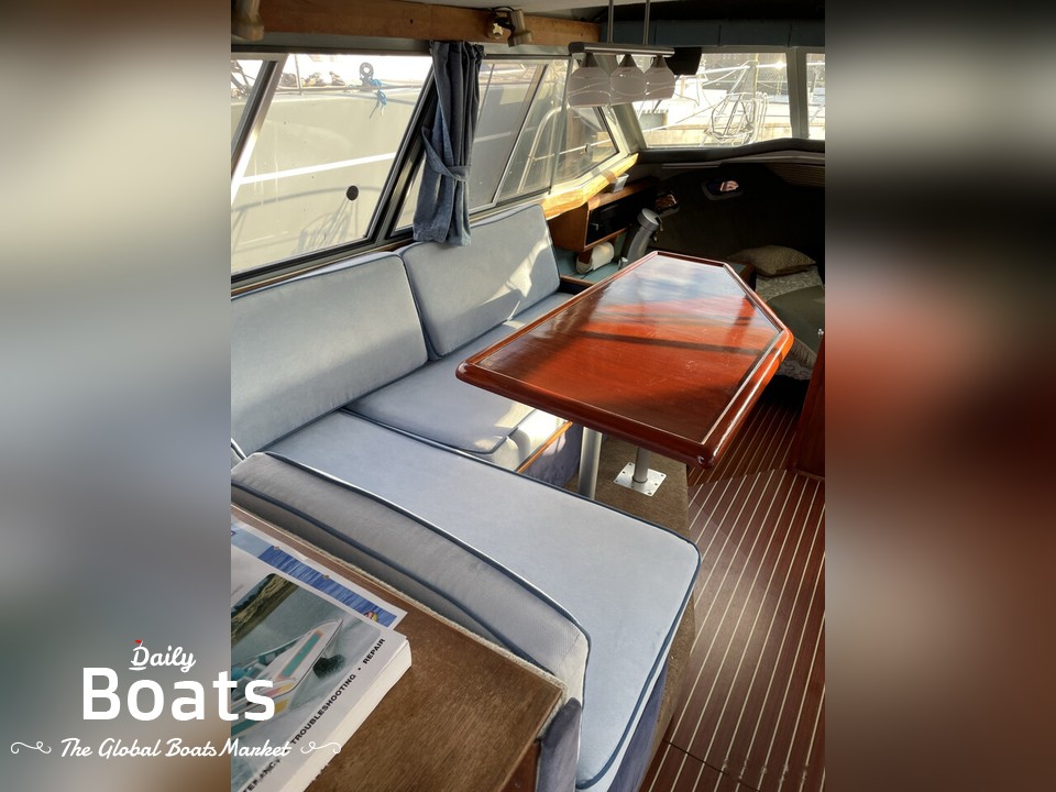 1989 Bayliner 2858 Fly for sale. View price, photos and Buy 1989 ...