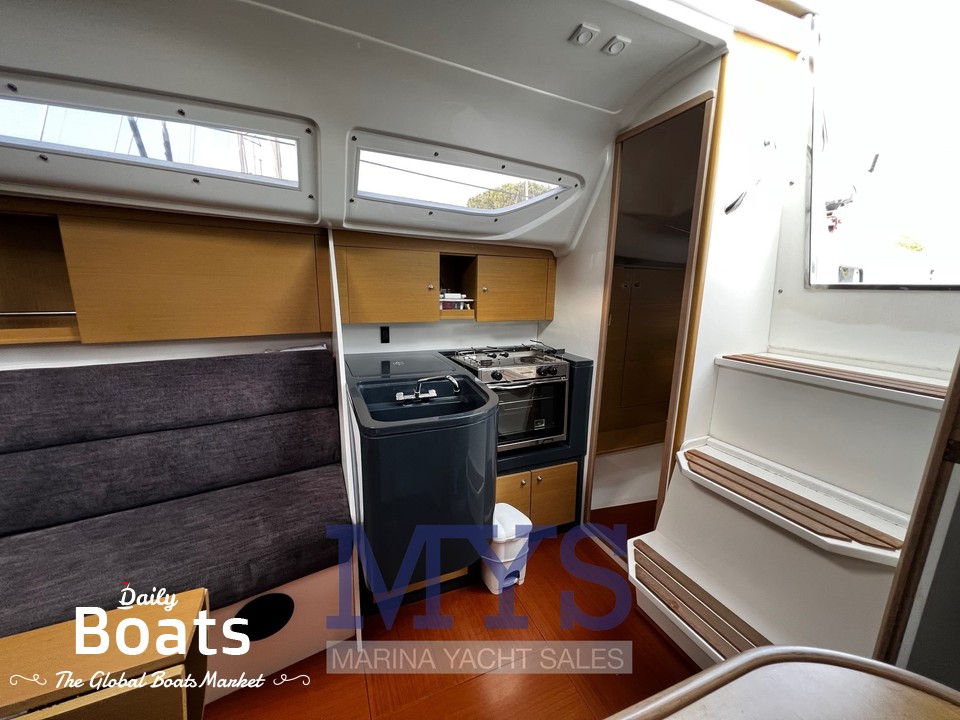 2013 Comar Comet 31 S for sale. View price, photos and Buy 2013 Comar ...