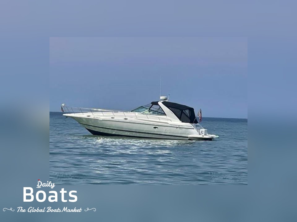 Cruisers Yachts 4270 espirit express for sale - Daily Boats