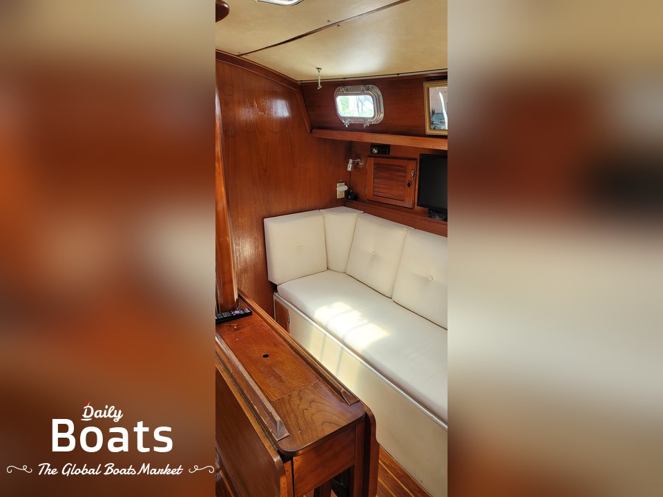 1978 Pearson 424 for sale. View price, photos and Buy 1978 Pearson 424 ...