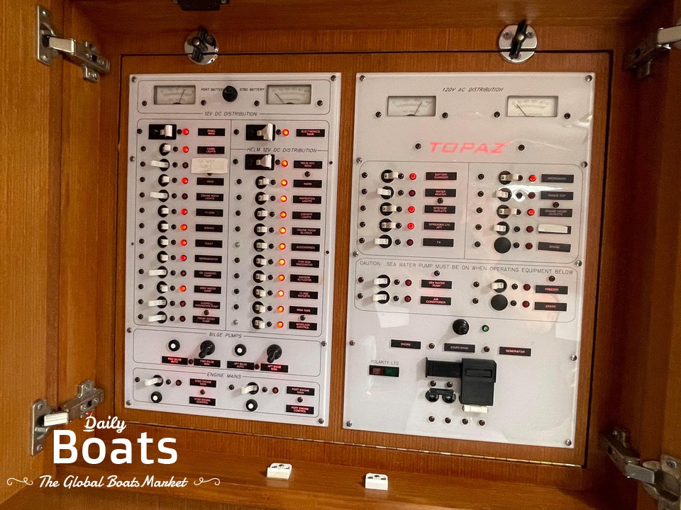 2006 Topaz 32 Express for sale. View price, photos and Buy 2006 Topaz ...