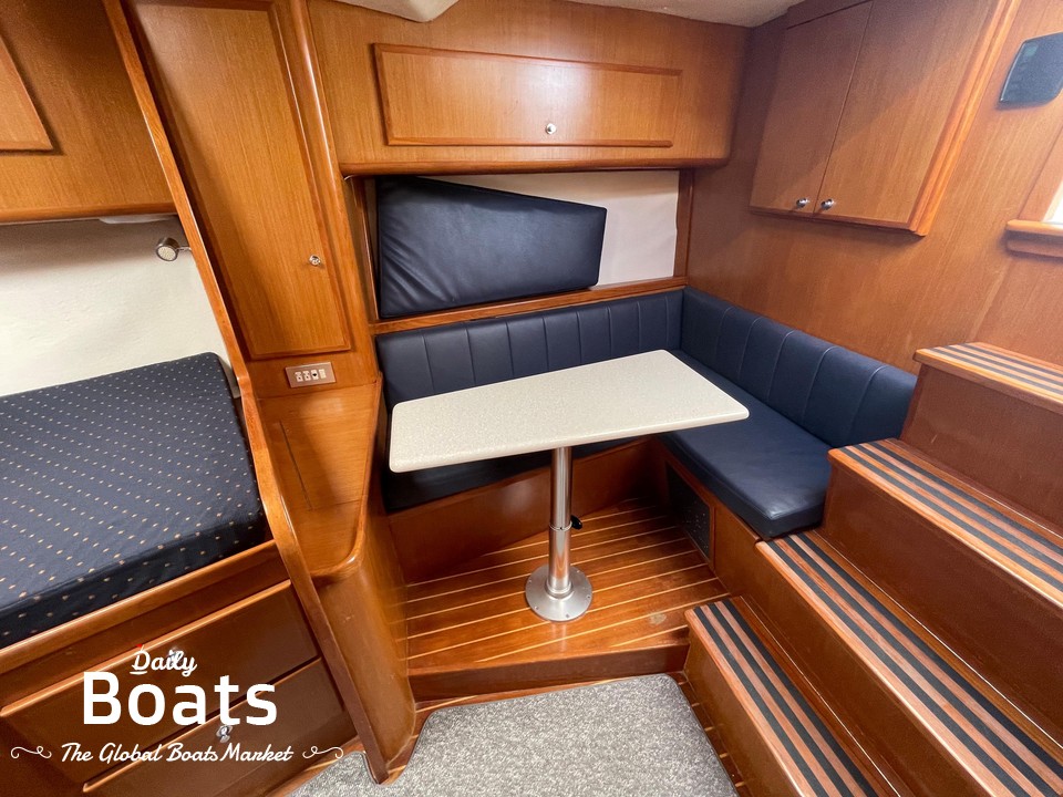 2006 Topaz 32 Express for sale. View price, photos and Buy 2006 Topaz ...