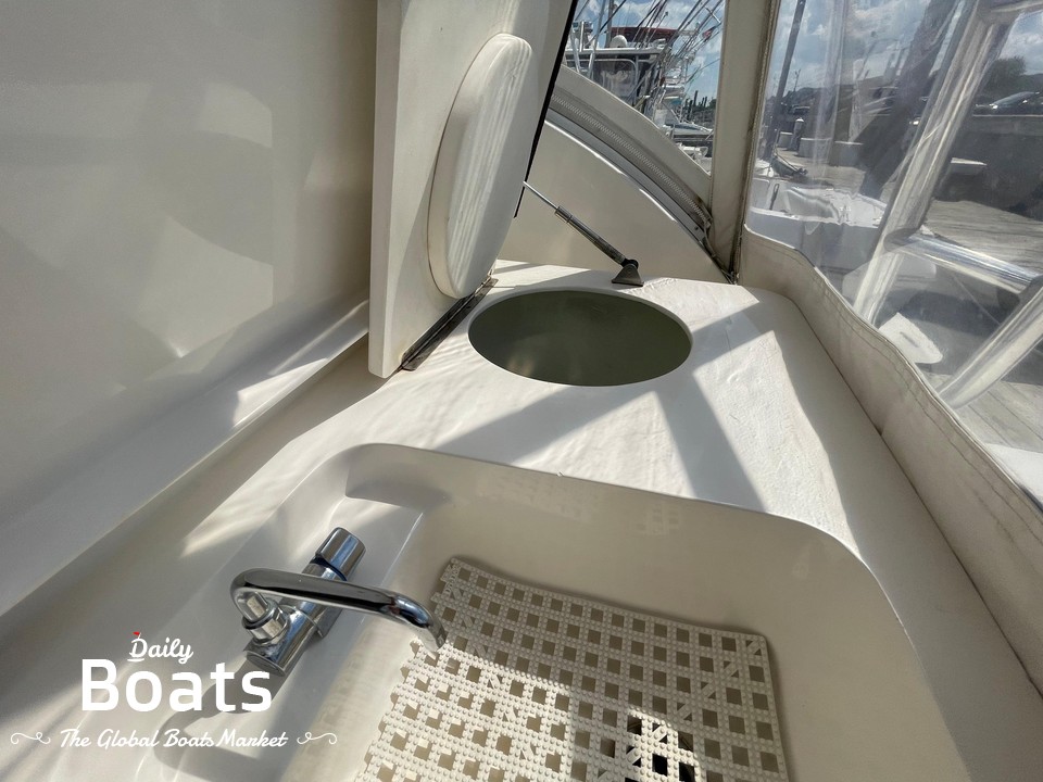 2006 Topaz 32 Express for sale. View price, photos and Buy 2006 Topaz ...