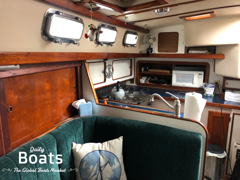 1989 Morgan Center Cockpit for sale. View price, photos and Buy 1989 ...