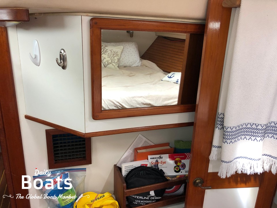 1989 Morgan Center Cockpit for sale. View price, photos and Buy 1989 ...