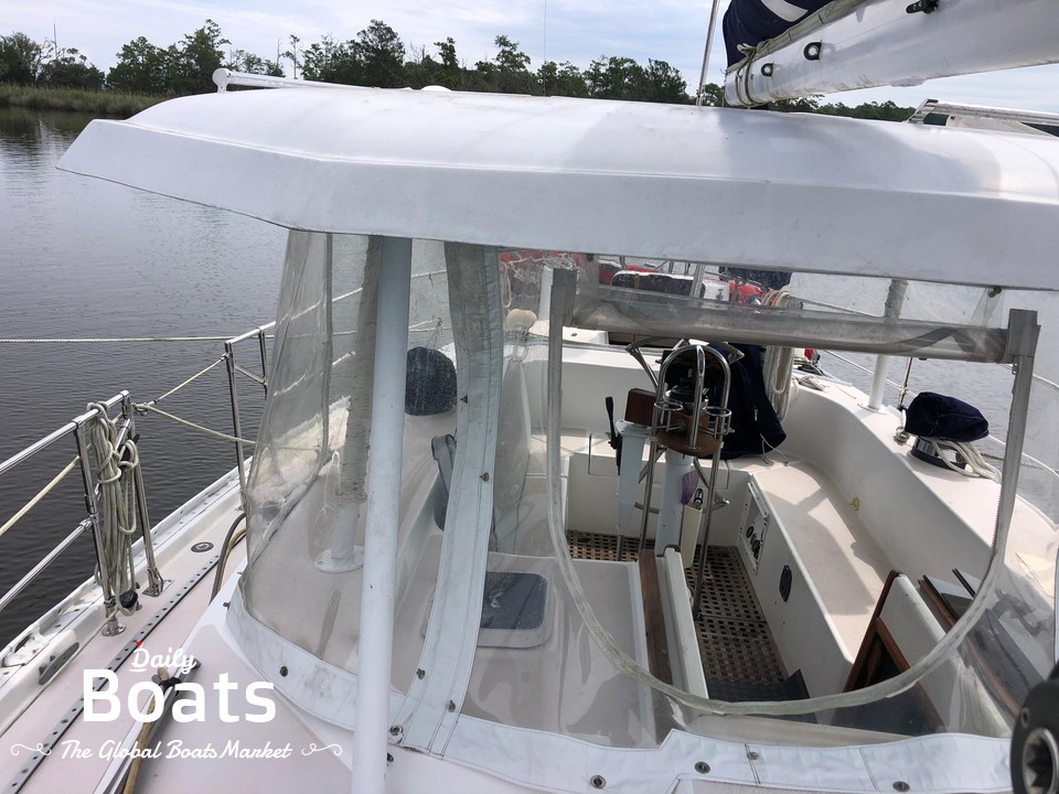 1989 Morgan Center Cockpit for sale. View price, photos and Buy 1989 ...