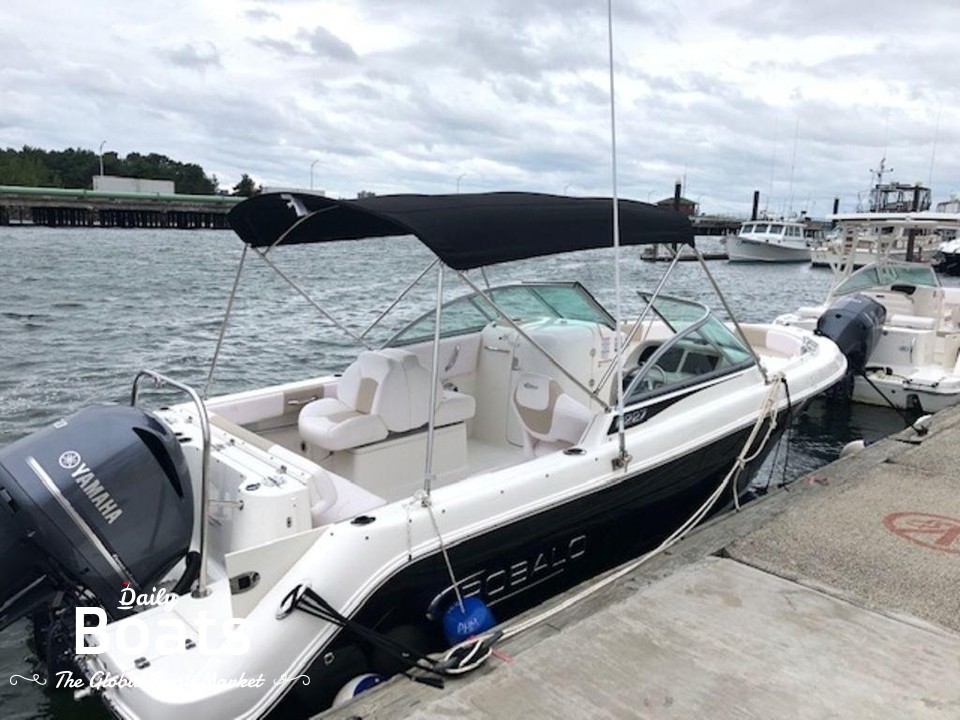 2019 Robalo R227 for sale. View price, photos and Buy 2019 Robalo R227 ...