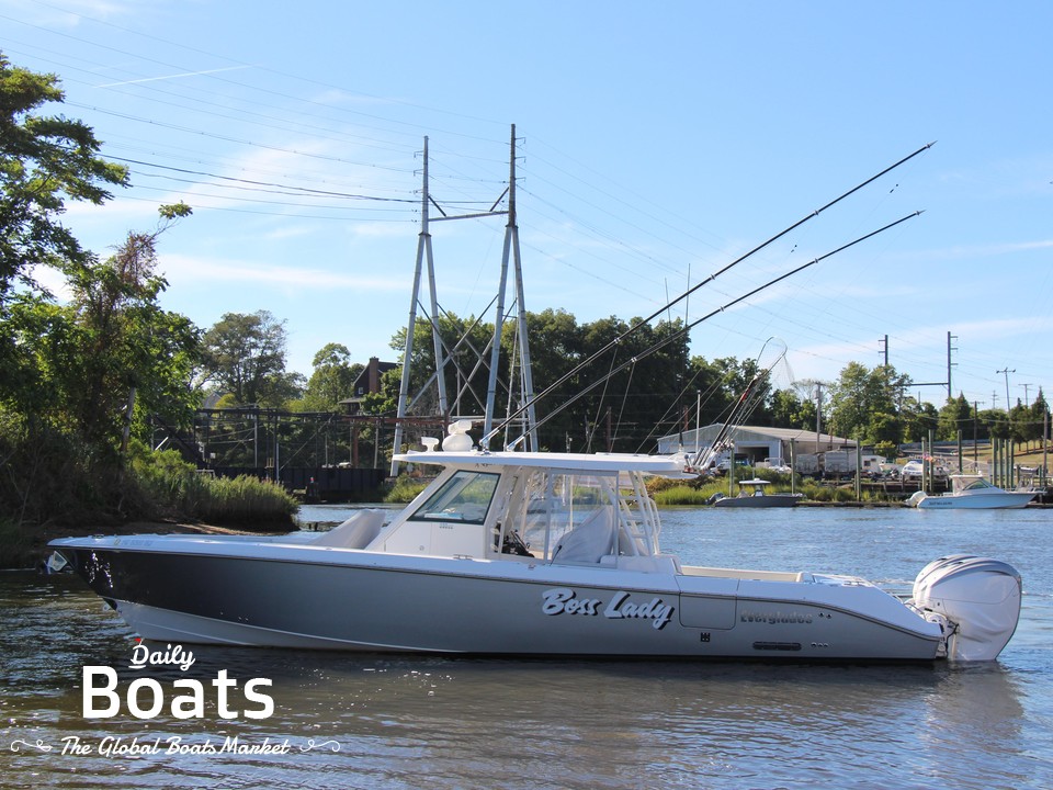 2021 Everglades 395Cc for sale. View price, photos and Buy 2021 ...