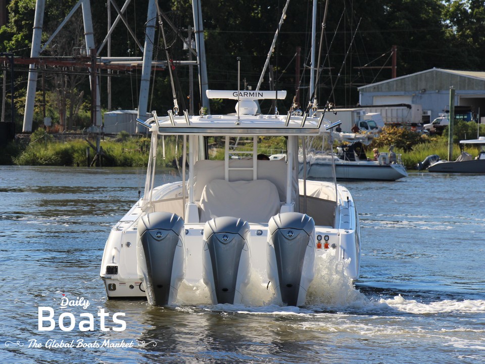 2021 Everglades 395Cc for sale. View price, photos and Buy 2021 ...