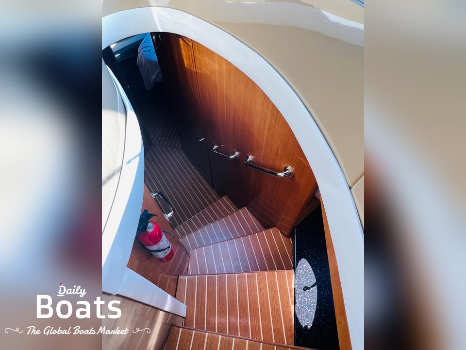 2002 Carver 57 Voyager for sale. View price, photos and Buy 2002 Carver ...