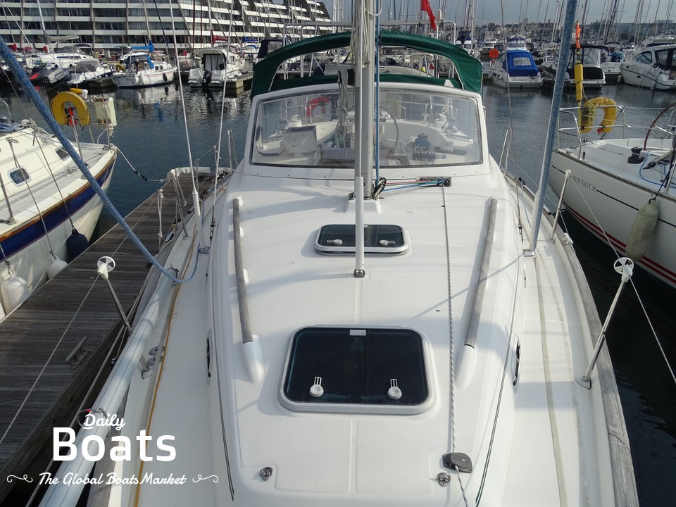 1998 Beneteau Oceanis 36 Cc for sale. View price, photos and Buy 1998 ...
