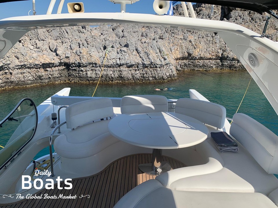 2001 Azimut 68 Plus for sale. View price, photos and Buy 2001 Azimut 68 ...