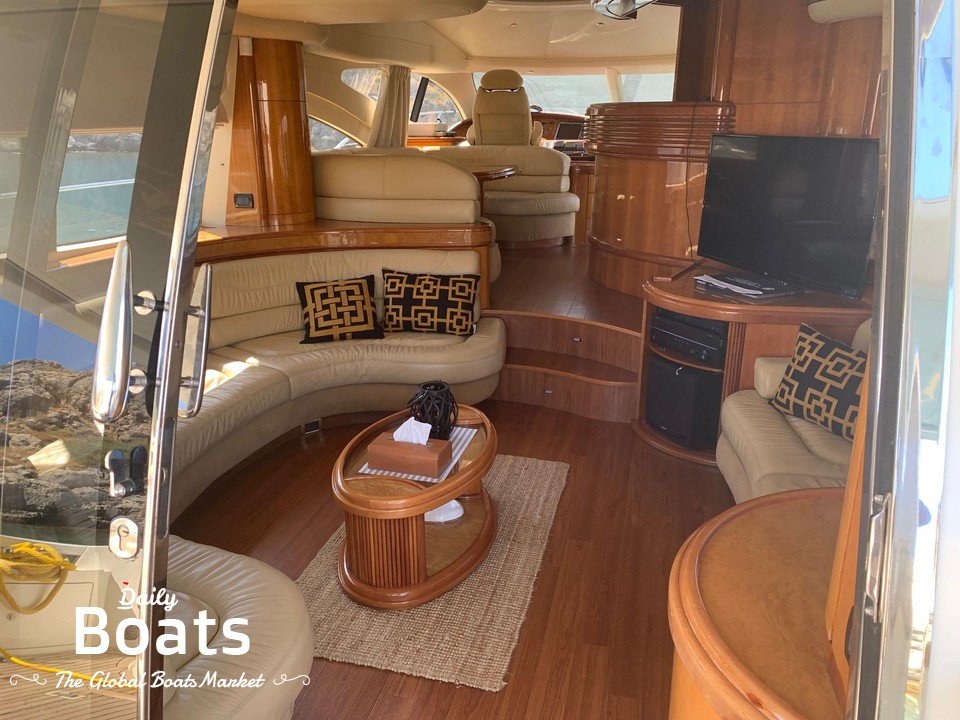 2001 Azimut 68 Plus for sale. View price, photos and Buy 2001 Azimut 68 ...