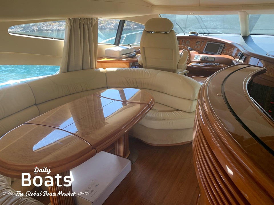 2001 Azimut 68 Plus for sale. View price, photos and Buy 2001 Azimut 68 ...