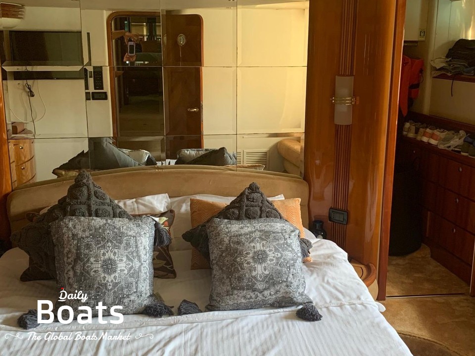 2001 Azimut 68 Plus for sale. View price, photos and Buy 2001 Azimut 68 ...