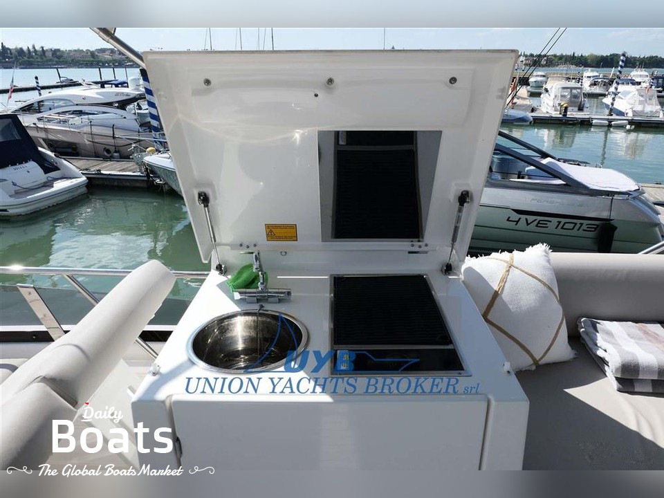 2020 Prestige Yachts 460 for sale. View price, photos and Buy 2020 ...