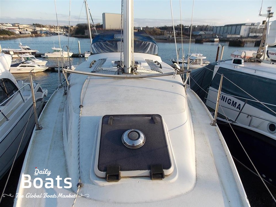 1992 Hunter Channel 32 à vendre. Voir le prix, les photos et Acheter ...