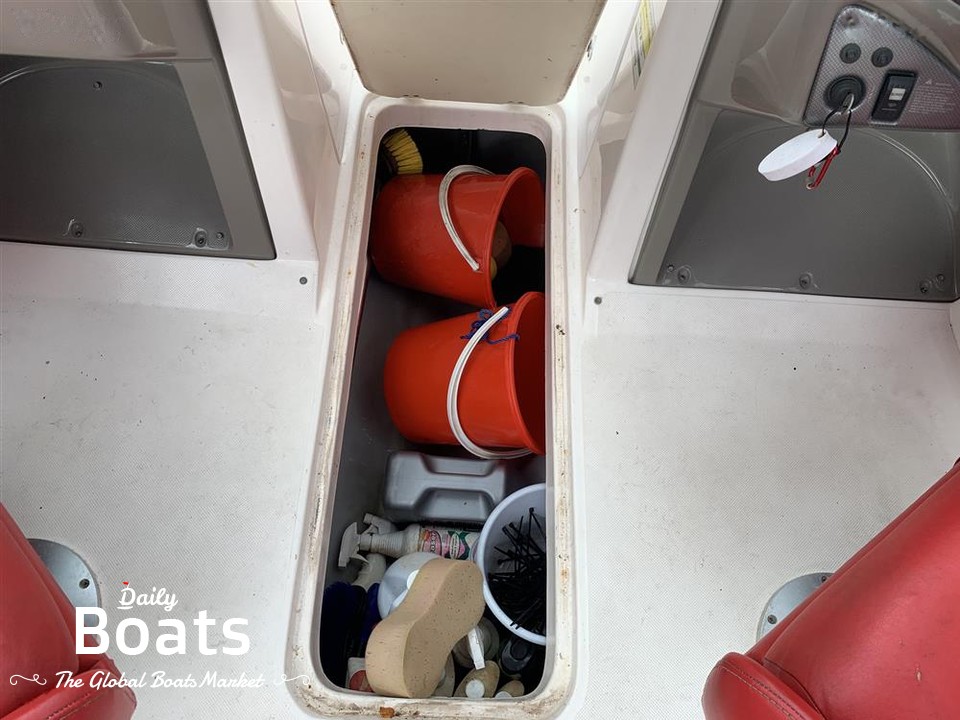 2008 Rinker 226 R1 for sale. View price, photos and Buy 2008 Rinker 226 ...