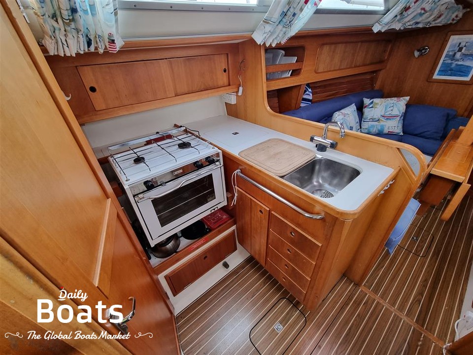 1994 Maxi Yachts 1000 for sale. View price, photos and Buy 1994 Maxi ...