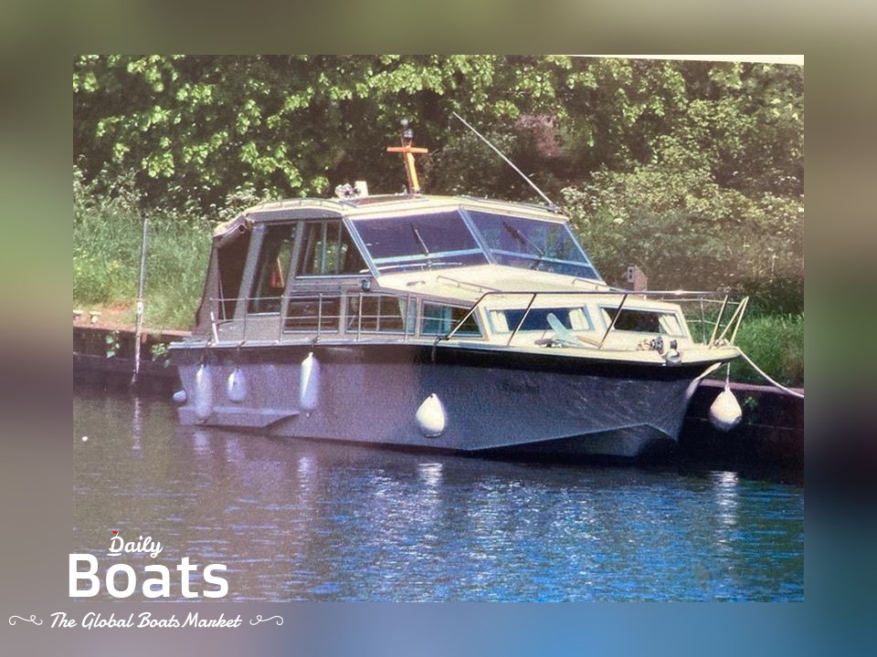 1980 Freeman 33 Sedan for sale. View price, photos and Buy 1980 Freeman ...
