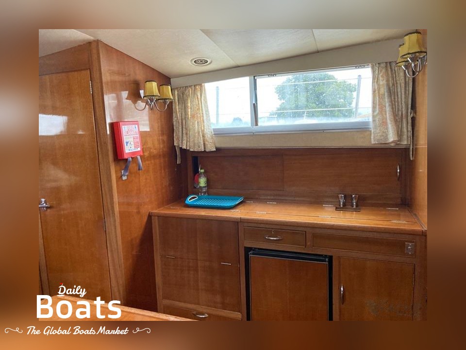 1980 Freeman 33 Sedan for sale. View price, photos and Buy 1980 Freeman ...