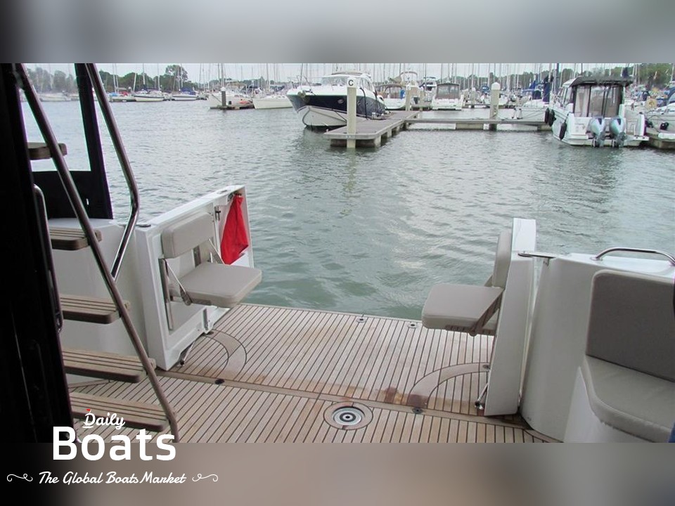 2019 Bénéteau Boats Swift Trawler 35 for sale. View price, photos and ...