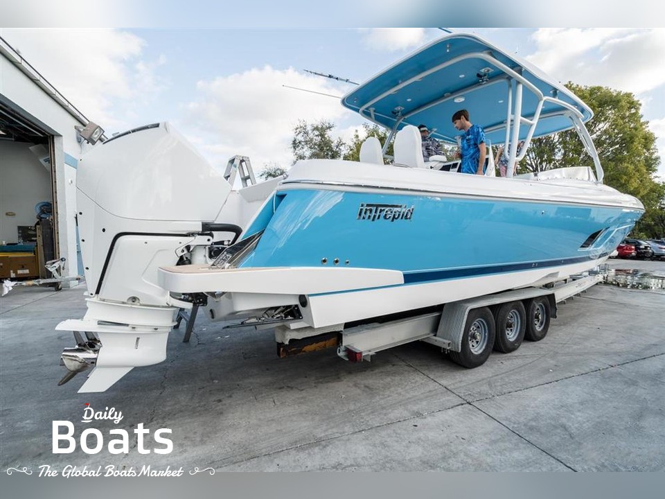 2021 Intrepid Powerboats 409 Valor for sale. View price, photos and Buy ...