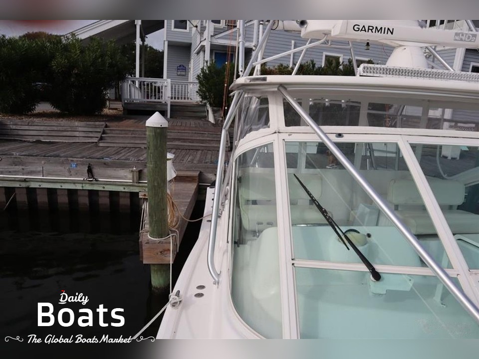 2005 Cabo Boats 32 Express на продажу. Посмотреть цену, фотографии и ...