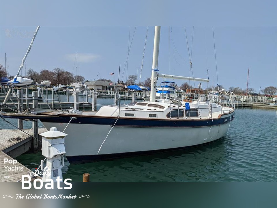 1986 Irwin 38 Center Cockpit Mark Ii Cutter for sale. View price ...