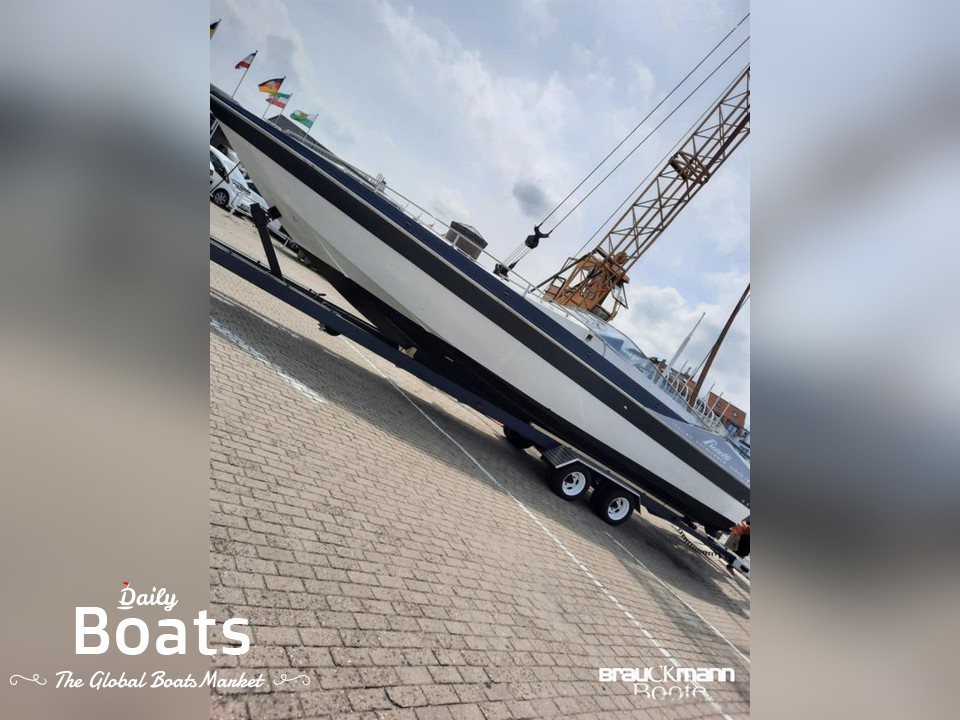 1991 Benetti Yachts Offshore 37 for sale. View price, photos and Buy ...