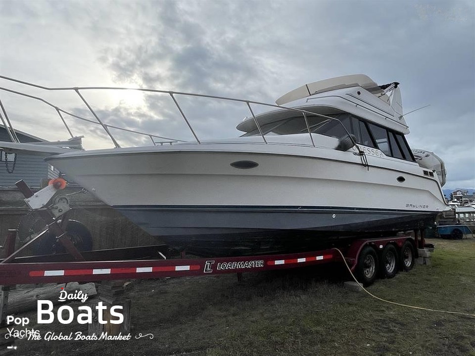 1991 Bayliner Boats 3058 Command Bridge for sale. View price, photos ...