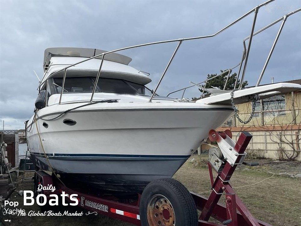 1991 Bayliner Boats 3058 Command Bridge for sale. View price, photos ...