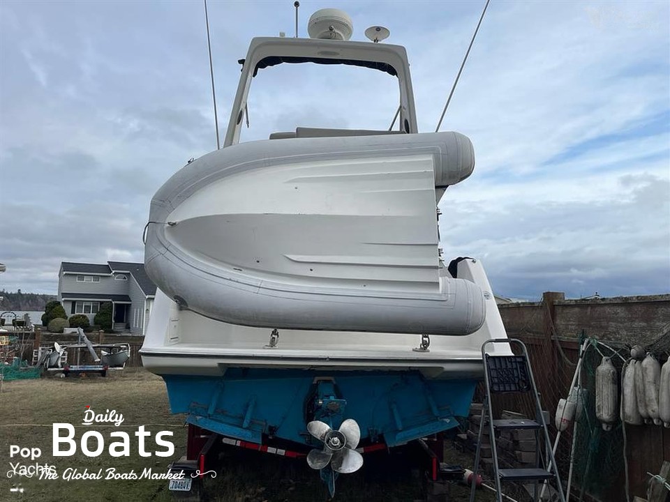 1991 Bayliner Boats 3058 Command Bridge for sale. View price, photos ...