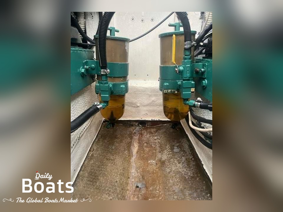 1997 Phoenix 32 for sale. View price, photos and Buy 1997 Phoenix 32 ...