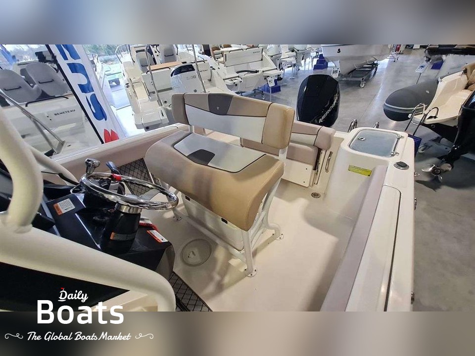 2019 Wellcraft 222 Fisherman for sale. View price, photos and Buy 2019 ...