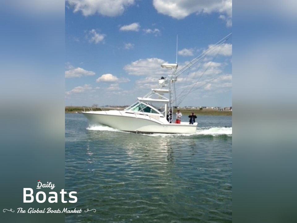2007 Carolina Classic 32 for sale. View price, photos and Buy 2007 ...