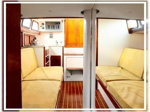 2005 Morris Yachts 36 for sale. View price, photos and Buy 2005 Morris ...