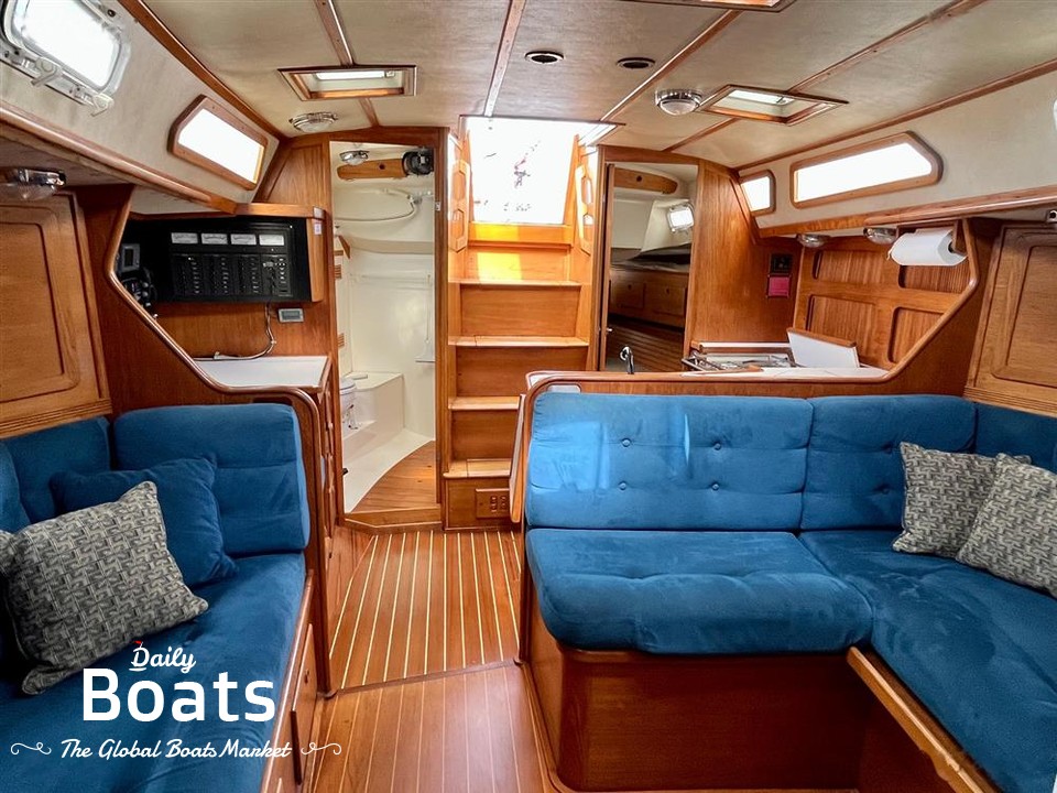 1988 Sabre Yachts 38 for sale. View price, photos and Buy 1988 Sabre ...