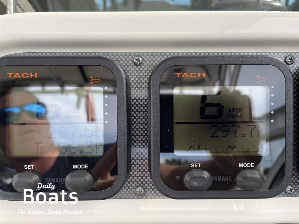 2014 World Cat 290 for sale. View price, photos and Buy 2014 World Cat ...