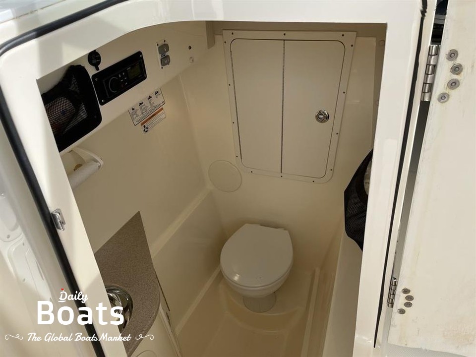 2014 World Cat 290 for sale. View price, photos and Buy 2014 World Cat ...