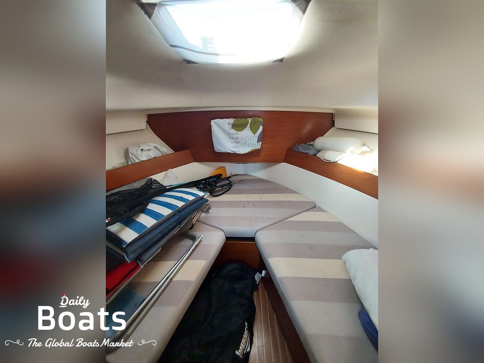 2004 Jeanneau Merry Fisher 805 for sale. View price, photos and Buy ...