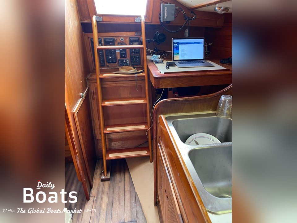 1982 Freedom 44 for sale. View price, photos and Buy 1982 Freedom 44 ...