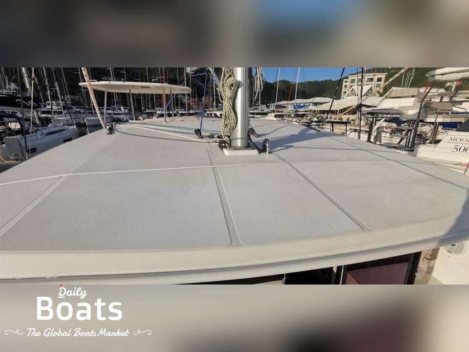 2017 Robertson And Caine Leopard 40 for sale. View price, photos and ...