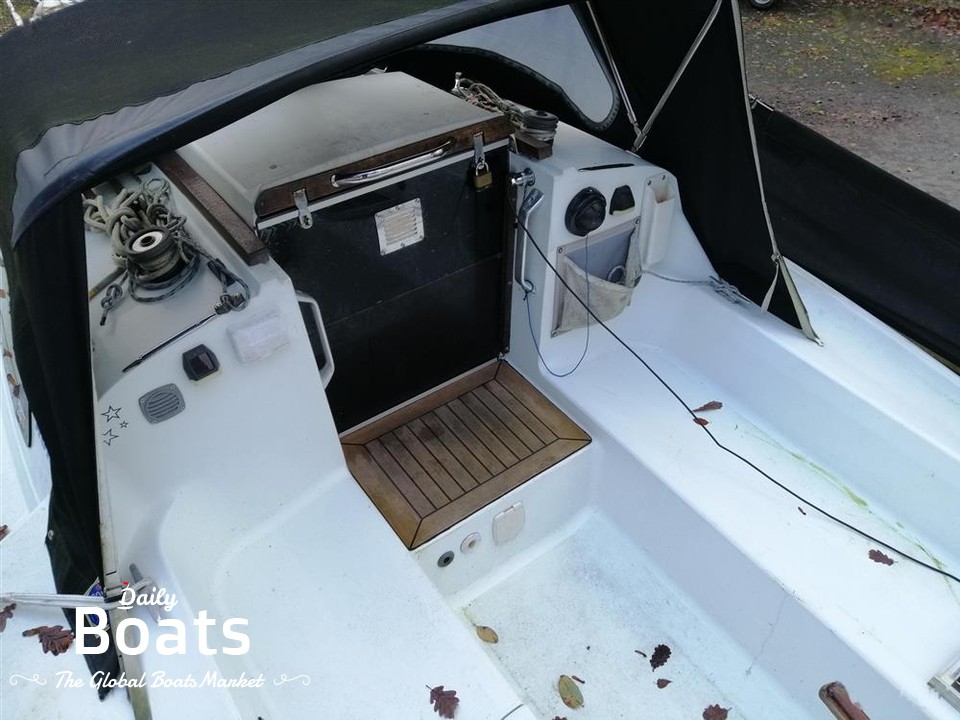 1998 Hunter Horizon 23 for sale. View price, photos and Buy 1998 Hunter ...