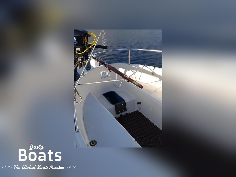 1989 Hunter 23 Minstrel for sale. View price, photos and Buy 1989 ...