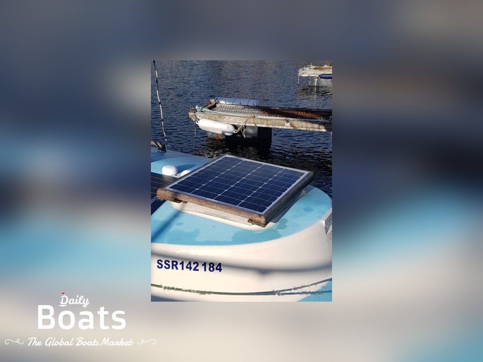 1989 Hunter 23 Minstrel for sale. View price, photos and Buy 1989 ...