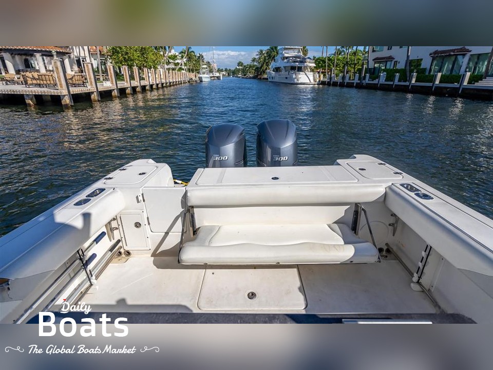 2010 EdgeWater 318 Cc for sale. View price, photos and Buy 2010 ...