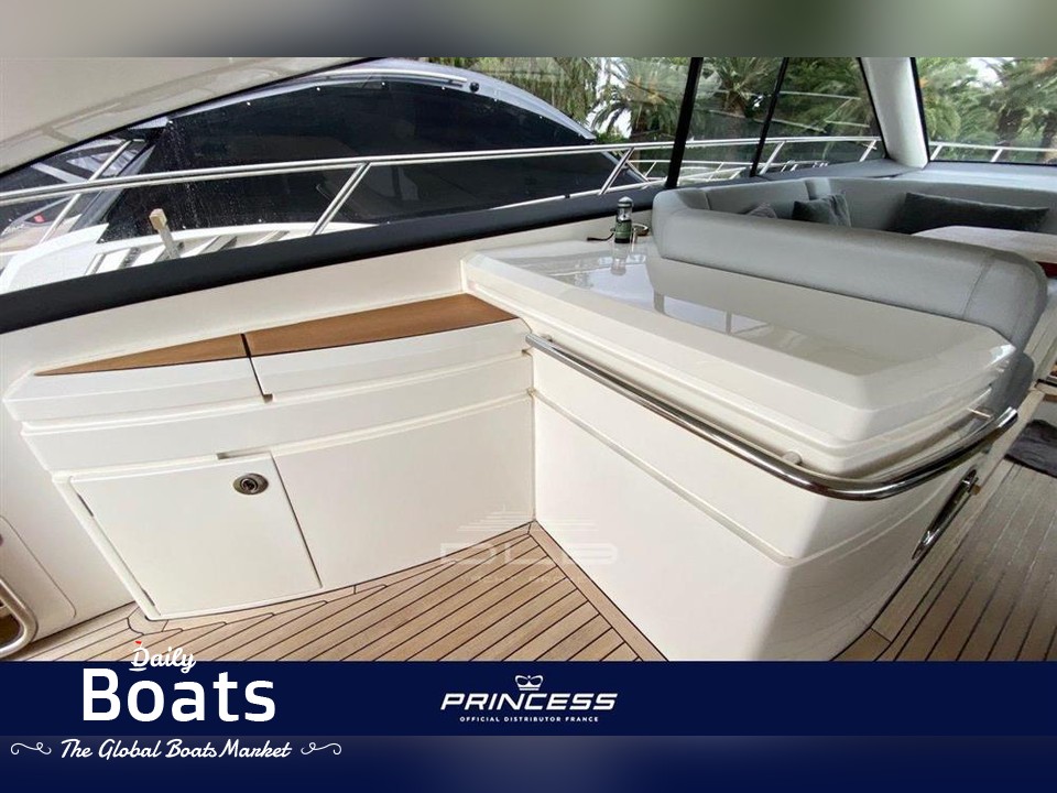 2011 Princess V56 for sale. View price, photos and Buy 2011 Princess ...