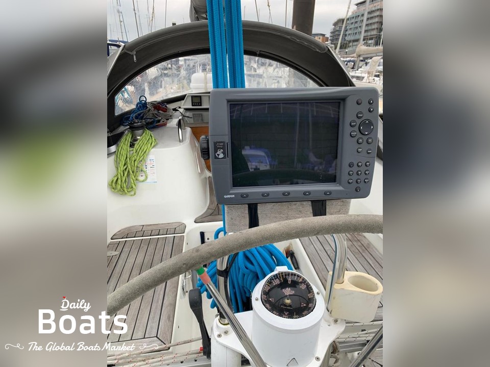 1991 Sadler Yachts Starlight 35 for sale. View price, photos and Buy ...